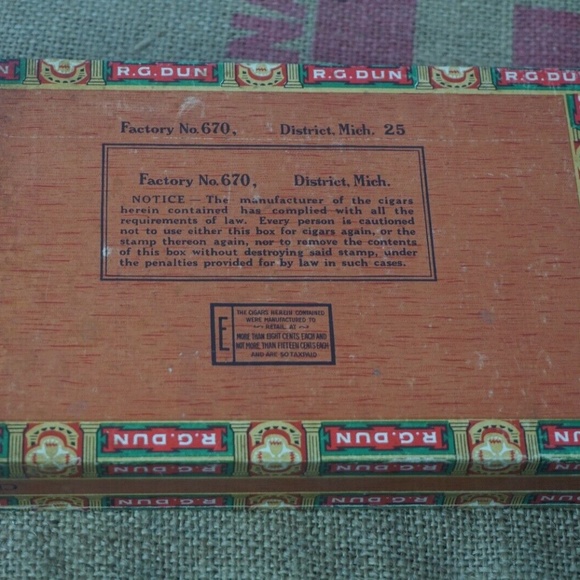 R.G. DUN | Accents | Rare Vintage 935 Rg Dun Wood Cigar Box | Poshmark